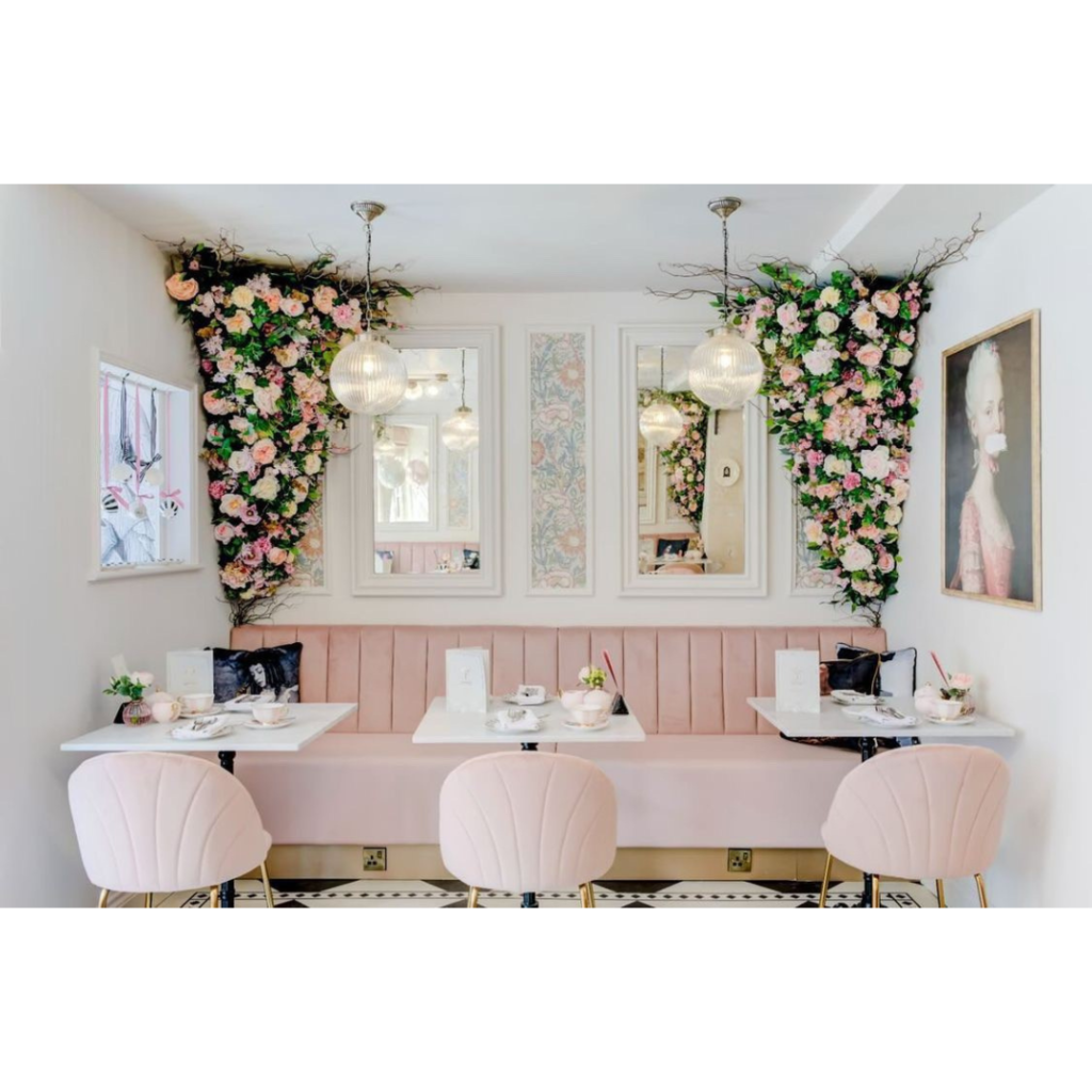 Vertical Fluted Back Banquette Seating - KP Seating Ltd